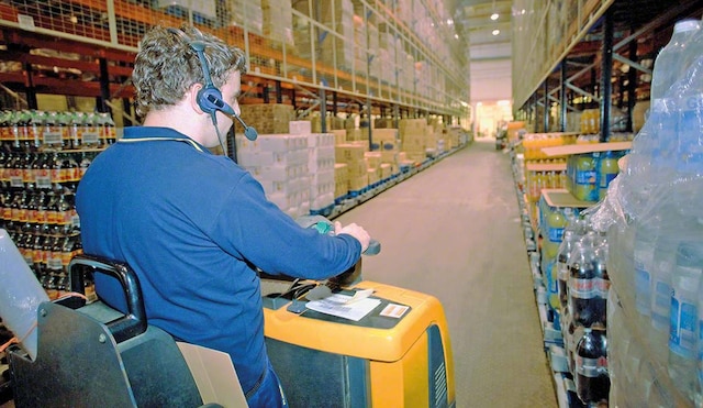 Picking voice, a tecnologia que retorna ao armazém - Mecalux.com.br