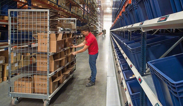 Picking por radiofrequência: precisão operacional - Mecalux.com.br